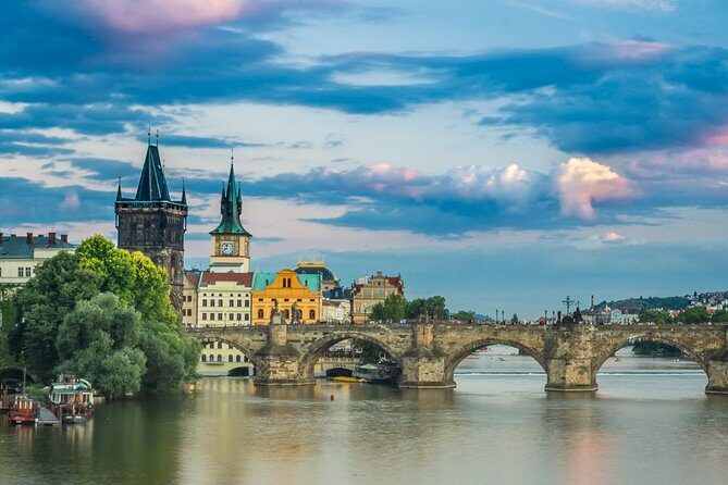 Johnny's Prague Photography Tour - FAQ