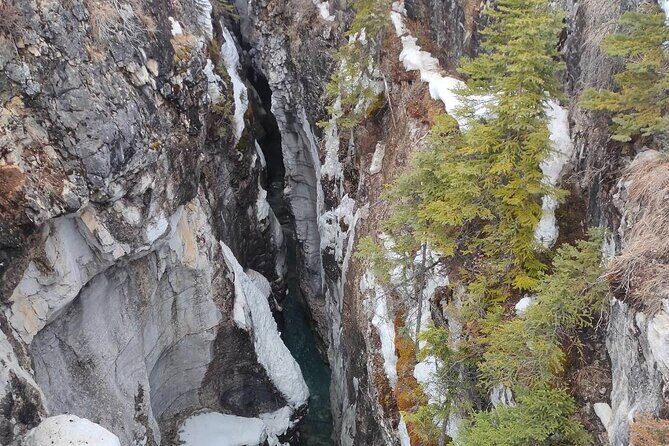 Johnston Canyon, Marble Canyon Hiking and Banff Town day tour - FAQs