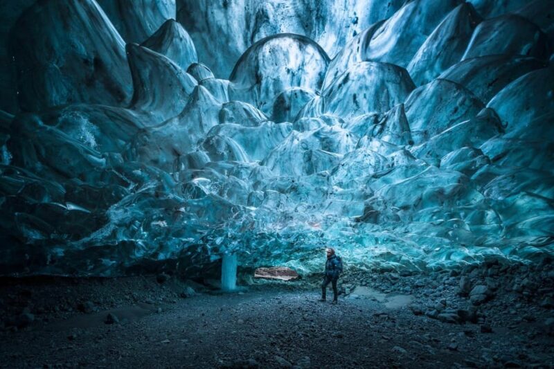 Jökulsárlón: The Original Ice Cave Tour on Vatnajökull - A Deep Dive into the Adventure