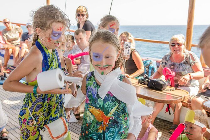 Jolly Roger | Pirates Adventure Cruise - FAQ