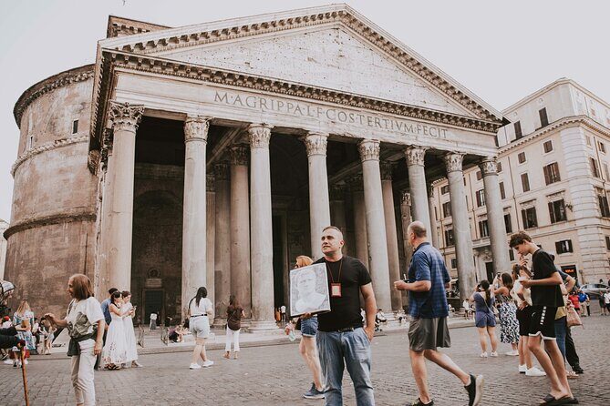 Julius Caesar and the Emperors' Nighttime Stories - A Detailed Look at the Tour Experience