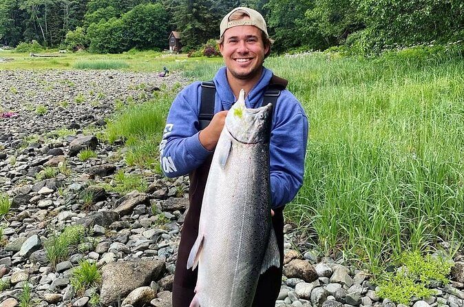 Juneau Shore Fishing Shuttle and Gear - Weather and Terrain Considerations