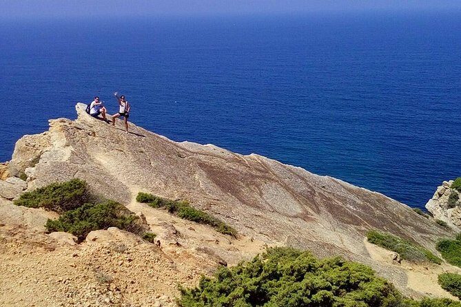 Jurassic Hiking tour to footprints of dinosaur in Espichel Cape - Key Points