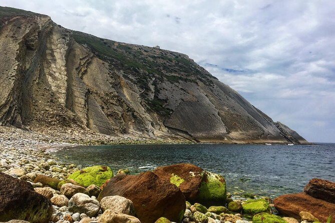 Jurassic Hiking tour to footprints of dinosaur in Espichel Cape - Who Should Consider This Tour?