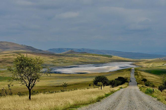 Kakheti: David Gareji Sighnaghi Bodbe & Rainbow Mountains - Bodbe Monastery: Spiritual Serenity