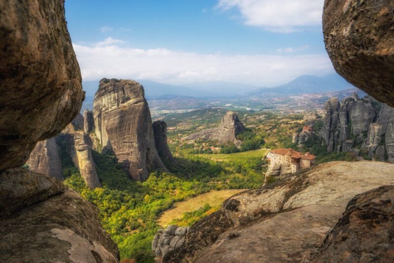 Kalabaka: Meteora Monasteries Minibus Tour with Photo Stops - Exploring the Meteora Monasteries: A Practical Review of the Minibus Tour from Kalabaka
