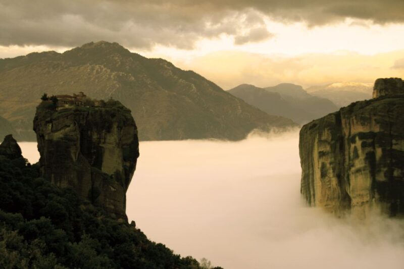 Kalabaka: Meteora Monasteries Minibus Tour with Photo Stops - Deep Dive into the Experience