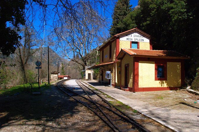 Kalavryta CogTrain Anci.Corinth Private Tour from Athens/Nafplio - Ancient Corinth: From Myth to Modernity