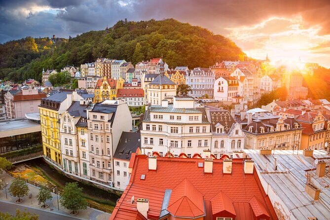 Karlovy Vary All-Inclusive from Prague: Springs, Views & Culture - Key Points
