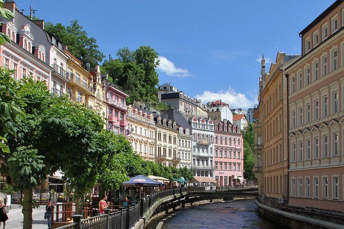 Karlovy Vary including Watchtower and Funicular from Prague - FAQ