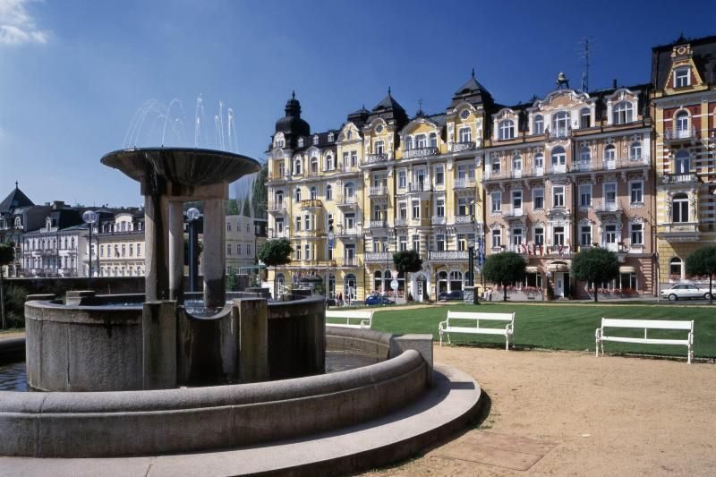 Karlovy Vary & Marianske Lazne Tour from Prague with Lunch - FAQ