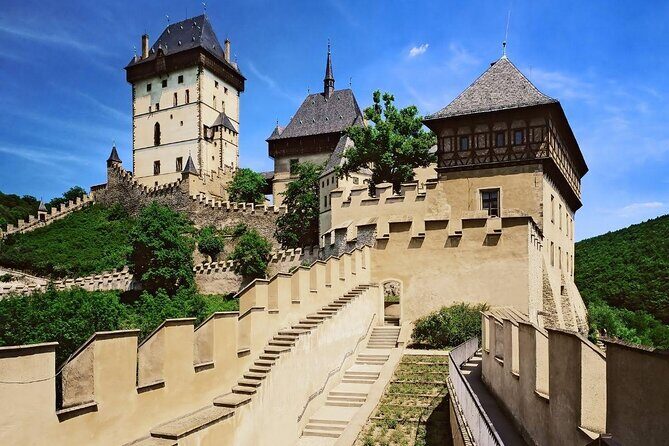 Karlstejn Castle in Vintage Convertible Car - Why This Tour Stands Out