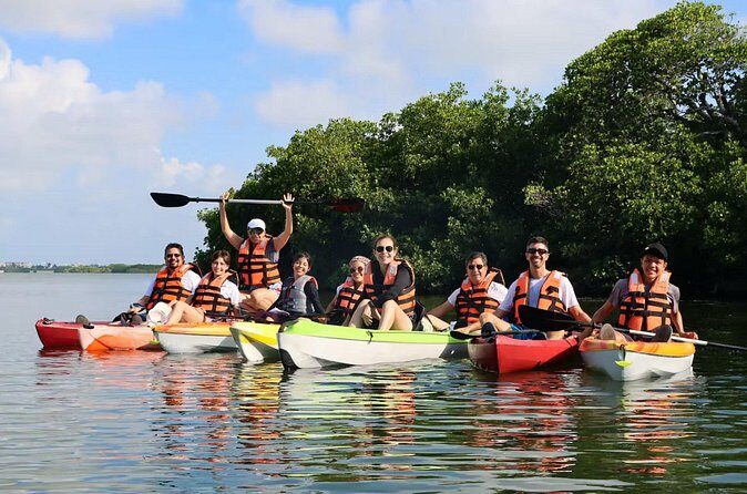 Kayak Activity in Nichupte Lagoon opt. Roundtrip transportation - Who Will Love This Tour?