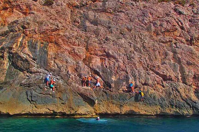 Kayak & Coasteering - Exploring Mallorca’s Coast with Kayak & Coasteering: An Authentic Adventure