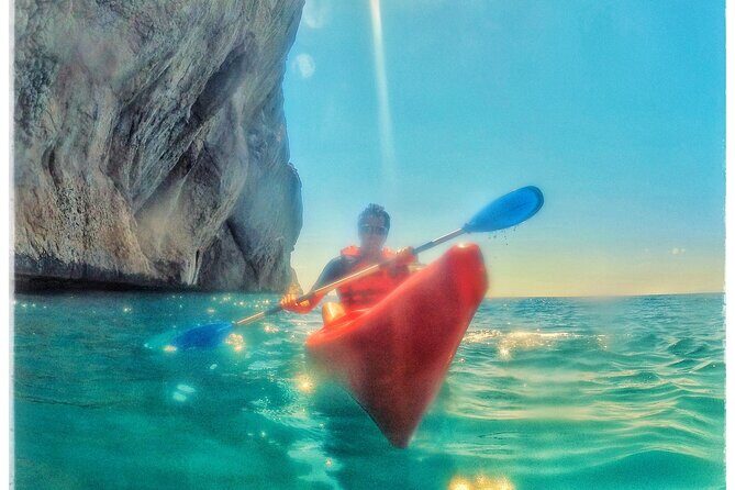 Kayak excursion to Cova dels Coloms from Platja Mascarat - Who Is This Tour Best Suited For?