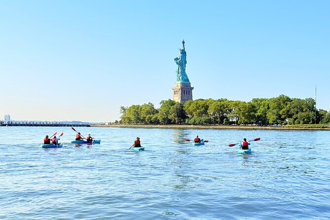 Kayak Next To The Statue of Liberty - The Experience: Pros and Cons