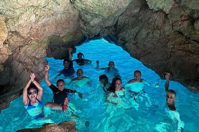 Kayak route through Cala Granadella - Introduction to the Cala Granadella Kayak Tour