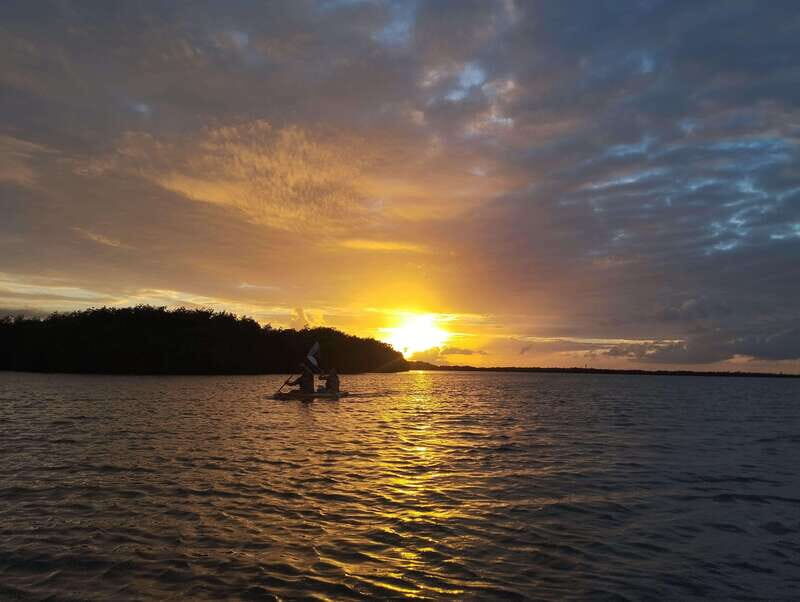 Kayak sunset cancun - Discovering Cancun’s Natural Beauty on a Kayak Adventure
