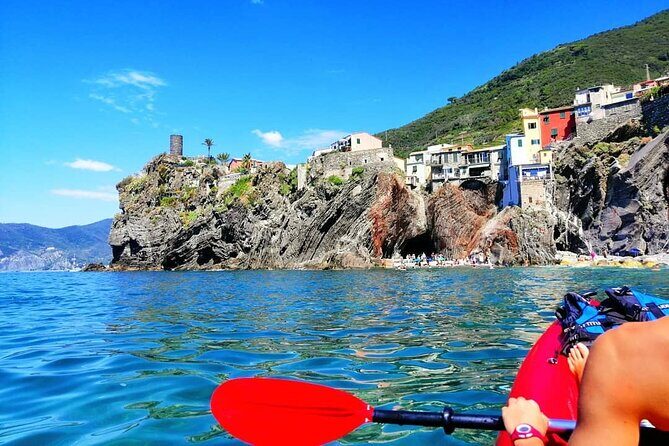 Kayak tour from Monterosso to Vernazza - Key Points