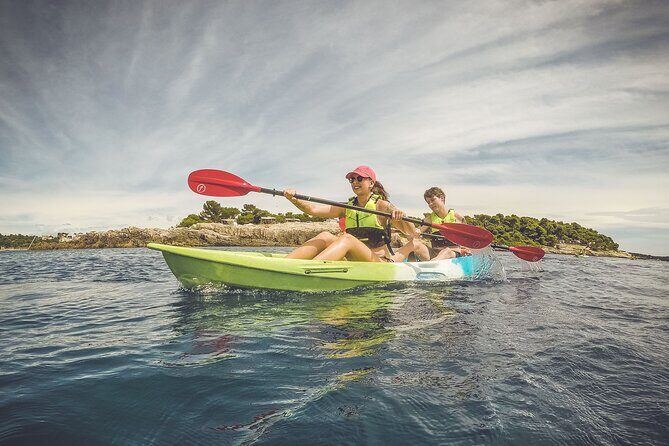 Kayak tour in Pula to Valley of Tears/free drinks+photos included - FAQs