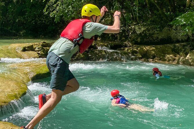 Kayaking at the Mreznica Canyon - Practical Tips for Your Trip