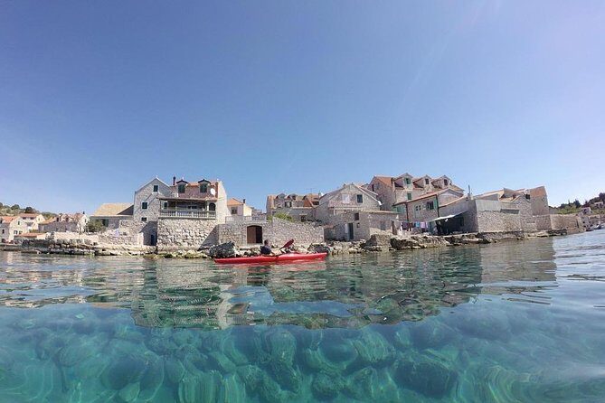 Kayaking to the island Prvi - Kayaking to the Island Prvi: A Complete Review
