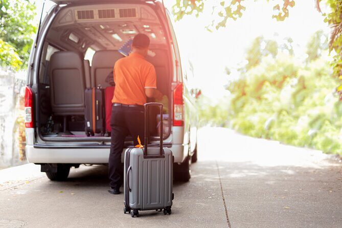 Keflavik Airport Private Transfer To/From Reykjavik cruise Ports - Practical Tips for Travelers