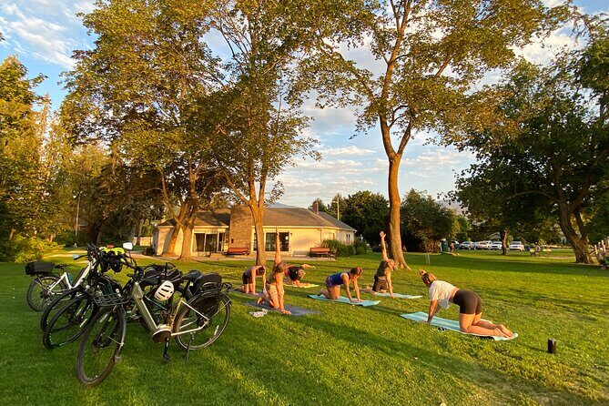 Kelowna E-Bike & Outdoor Yoga Experience - Practical Tips for Participants