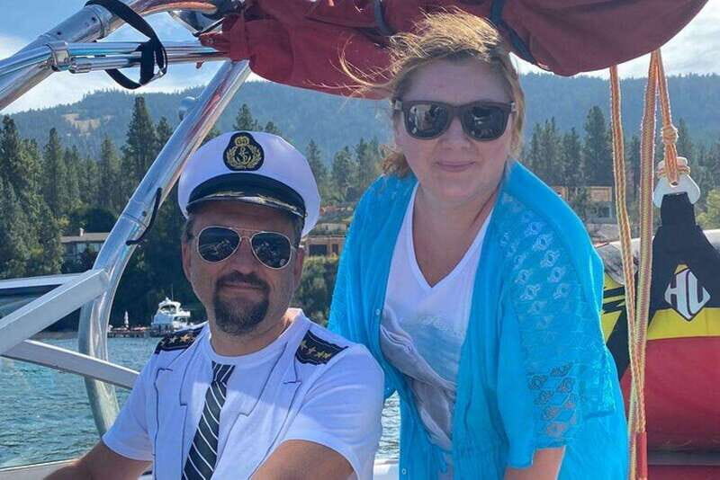 Kelowna: Tiki Party Yacht Rental - Kelowna: Tiki Party Yacht Rental Review
