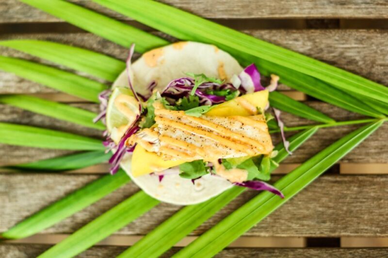 Key West: Seafood and Seaport Walking Tour with 5 Tastings - Key Points