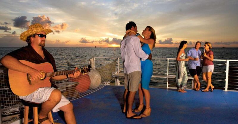Key West: Sunset Sail with Live Band, Drinks, and Appetizers - Who Is This Tour Best For?