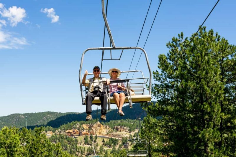 Keystone, SD: Pinnacle Zipline Tour by Mt. Rushmore - The Value of the Pinnacle Zipline Tour
