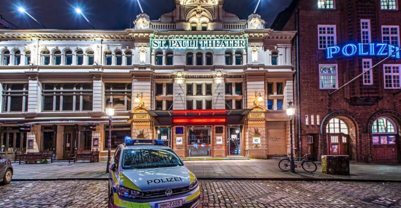 KIEZ SPEED TOUR/ADULTS ONLY - 1h - A Deep Dive into the Hamburg Reeperbahn Kiez Speed Tour