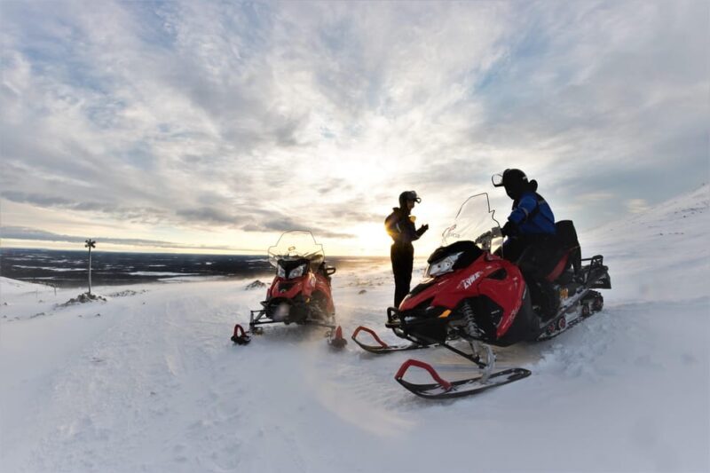 King of Ylläs: Snowmobiling to the Hill - FAQs