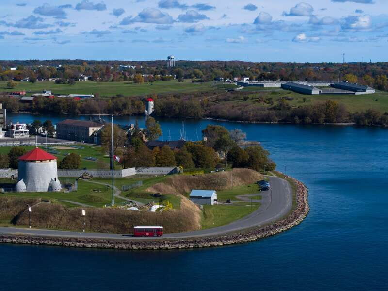 Kingston: Hop-On Hop-Off Trolley Tour - FAQ