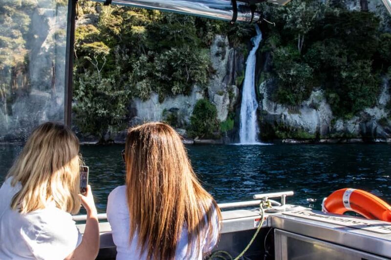 Kinloch: Lake Taupo Catamaran Cruise with Paddleboarding - Frequently Asked Questions