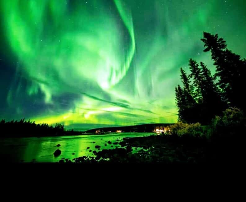 Kiruna: Northern Lights Snowmobile Tour with Dinner - Practical Details and Tips