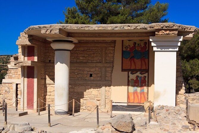 Knossos & Archaeological Museum Shared Guided Tour from Chania - Heraklion Archaeological Museum