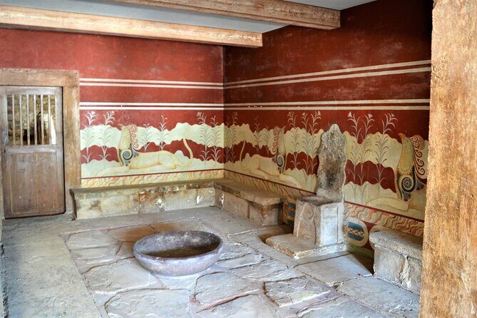 Knossos & Archaeological Museum Shared Guided Tour from Chania - Summary: Who Would Love This Tour?