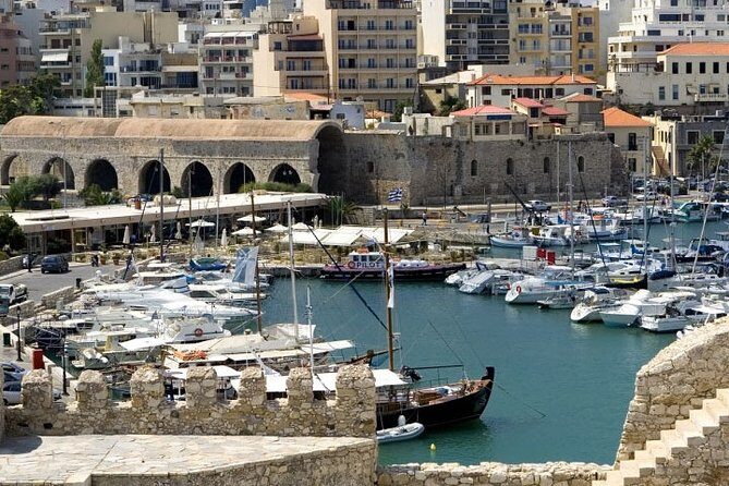 KNOSSOS & HERAKLION CRETE, day professional guided coach tour - Guided Walk of Heraklion