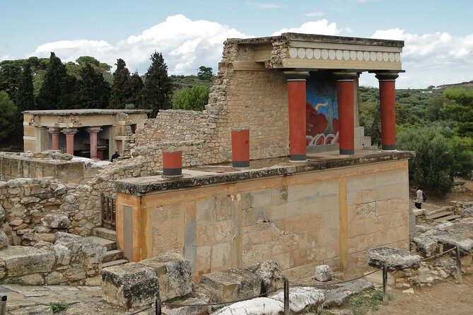 Knossos Palace guided tour - Heraklion City tour + market - Analyzing the Experience: What Travelers Say