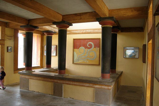 Knossos Palace guided tour - Heraklion City tour + market - FAQ