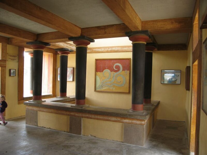 Knossos Palace & Heraklion Full-Day Tour from Rethymno Areas - A Deep Dive into the Experience