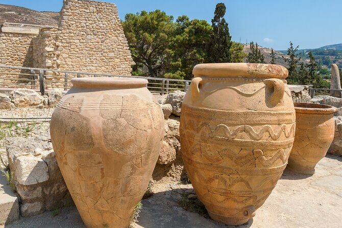 Knossos Palace & Historical Heraklion City Tour, with Old Market - FAQs