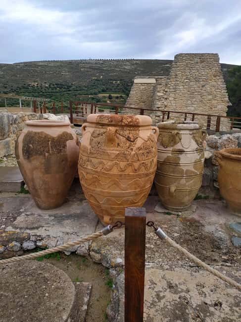 Knossos Palace , Museum & Heraklion city private tour - Exploring Heraklion City: A Mix of Modern Vibes and Historic Charm