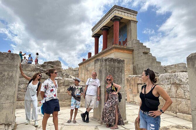 Knossos Palace - Private Tour Experience - A Closer Look at the Knossos Palace Private Tour