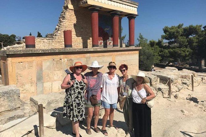 Knossos Private Guide - Unlock the Secrets of the Labyrinth - Who is This Tour Best Suited For?