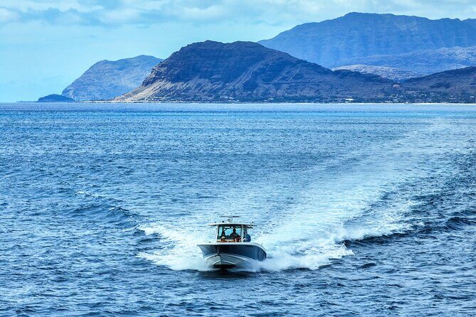 Ko Olina Private Luxury Charter for up to 6 Passengers - The experience on the water