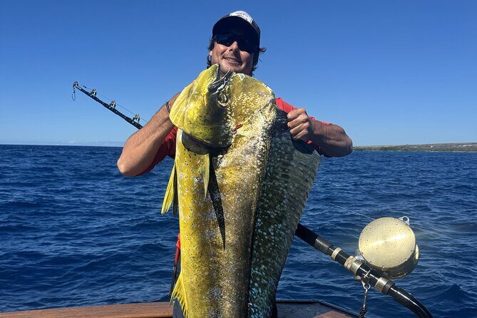 Kona Hawaii Deep Sea Luxury Fishing Trip on Bite Me 5 - The Boat: Bite Me 5 and Its Upgrades