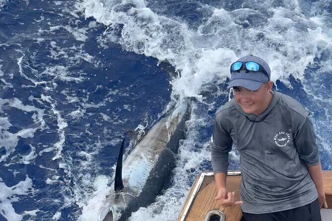 Kona Hawaii Deep Sea Luxury Fishing Trip on Bite Me 5 - The Experience: What Reviewers Share